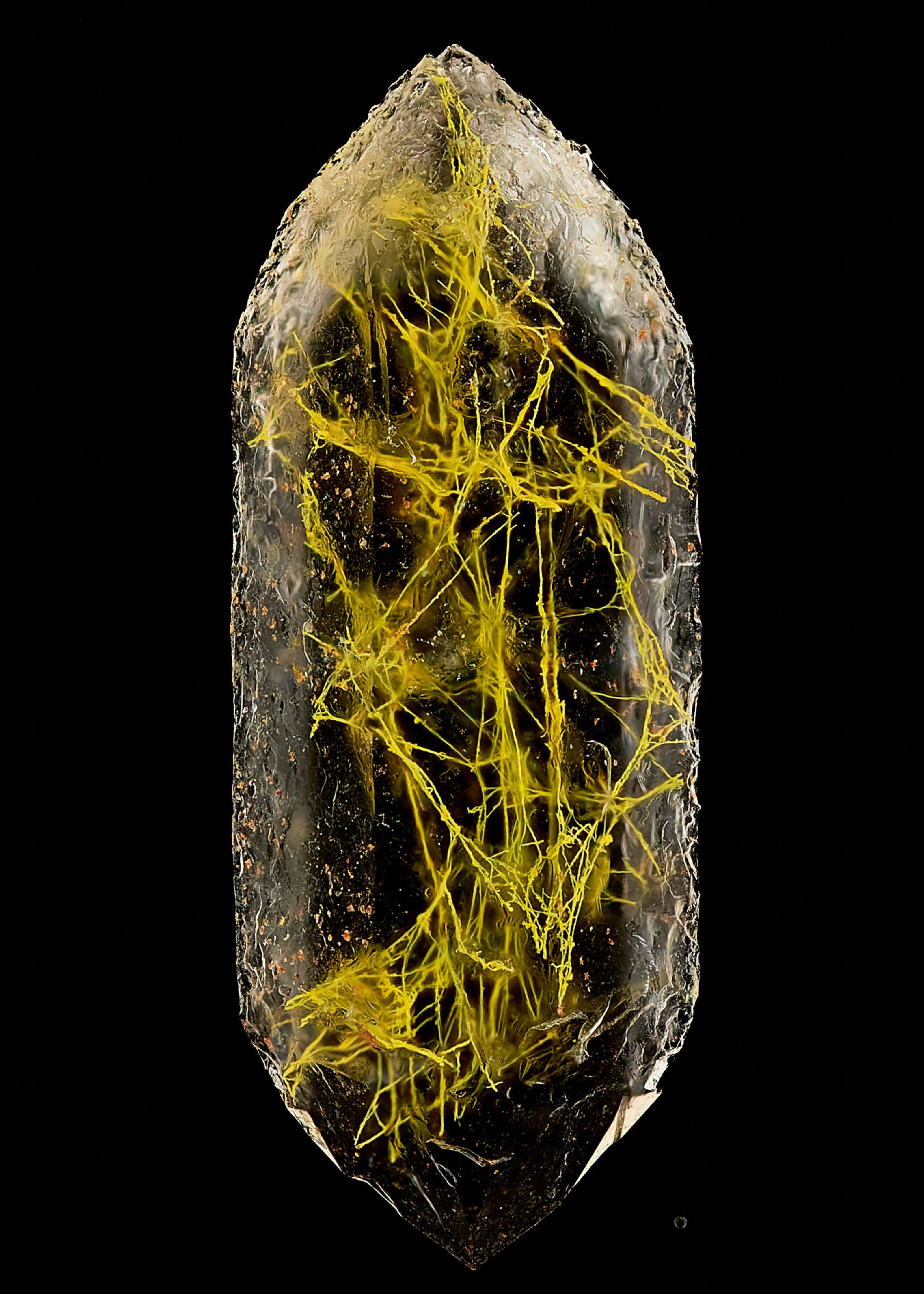 Quartz with biotic goethite filaments | Nikon Small World